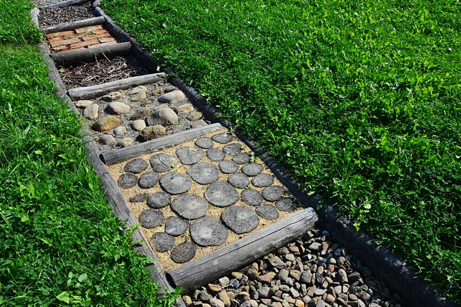 Was ist ein Barfußpfad? | Urlaubsguru Lexikon - Urlaubsguru.at